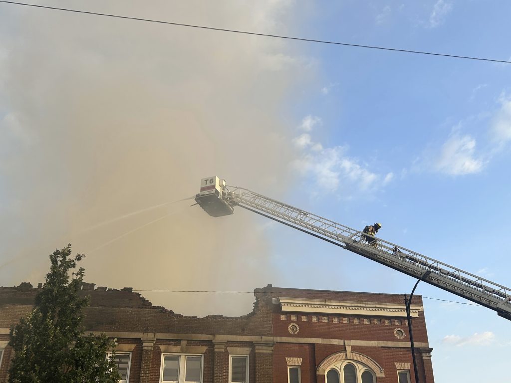 Fire damages building that houses office of Kentucky Sen. Rand Paul ...